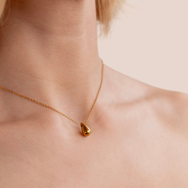 Simple Gold Necklace | No Tarnish | Waterproof Jewelry | Mira Gold ...
